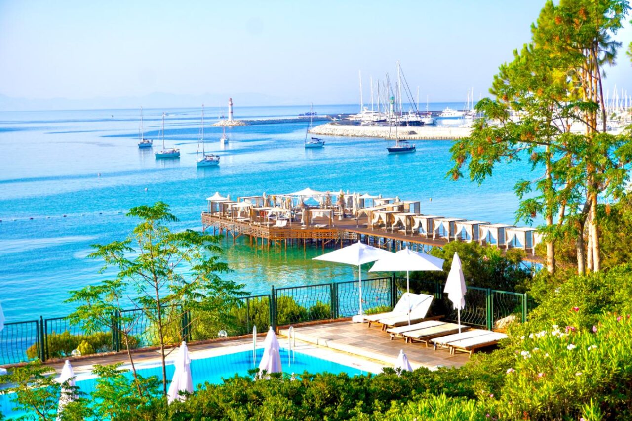 Laur Hotels - Experience & Elegance